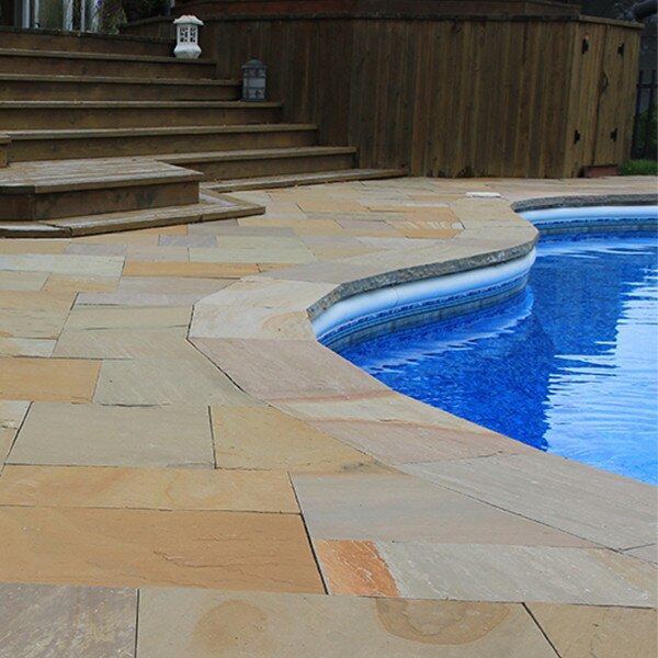 Banas Bronte Natural Stone Coping | Van Beek's