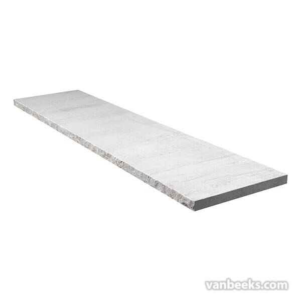 Banas Casper Natural Stone Coping | Van Beek's