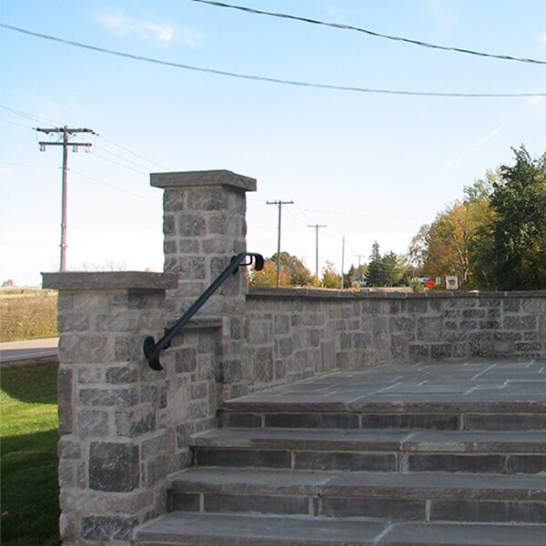 Banas Slate Grey Pillar Cap | Van Beek's