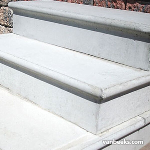 Beaver Valley Concrete Step | Van Beek's