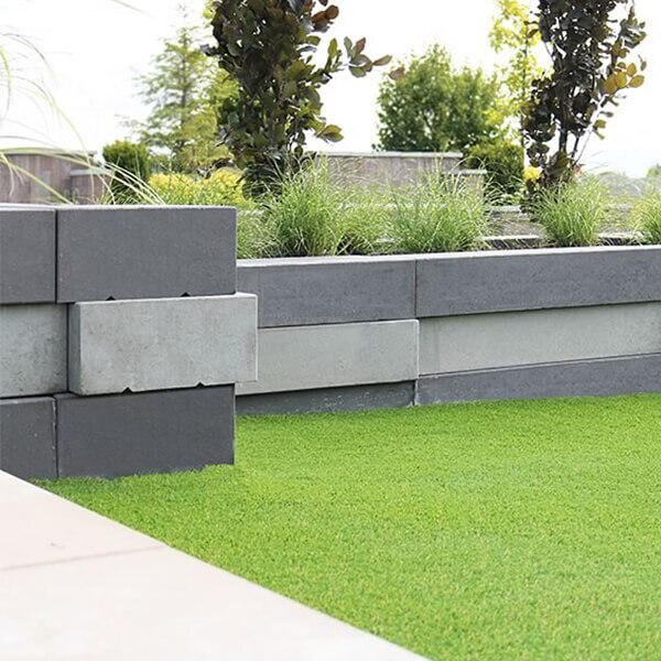 Best Way Stone Ikon Concrete Coping | Van Beek's