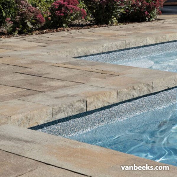 Permacon Lafitt Plus Concrete Capping | Van Beek's