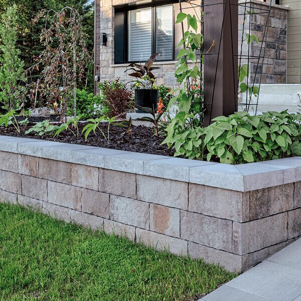 Permacon Lafitt Plus Concrete Capping | Van Beek's