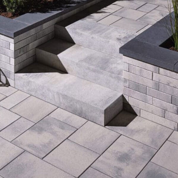 Permacon Mega Melville Plus Concrete Step | Van Beek's