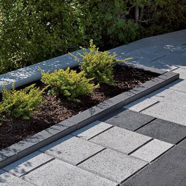 Permacon Melville Concrete Curb | Van Beek's