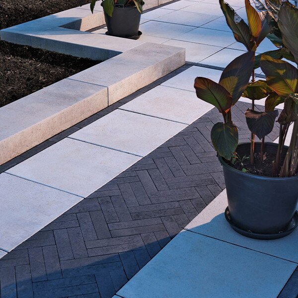 Permacon Metrik Concrete Slab | Van Beek's