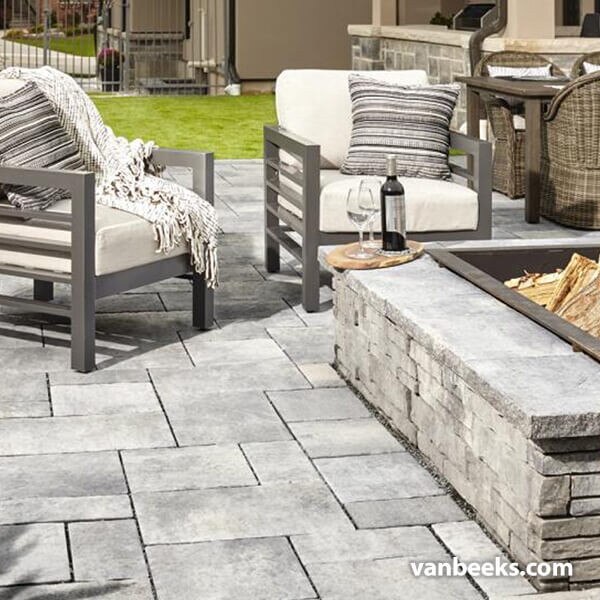Permacon Mondrian Plus 80 Concrete Paver | Van Beek's