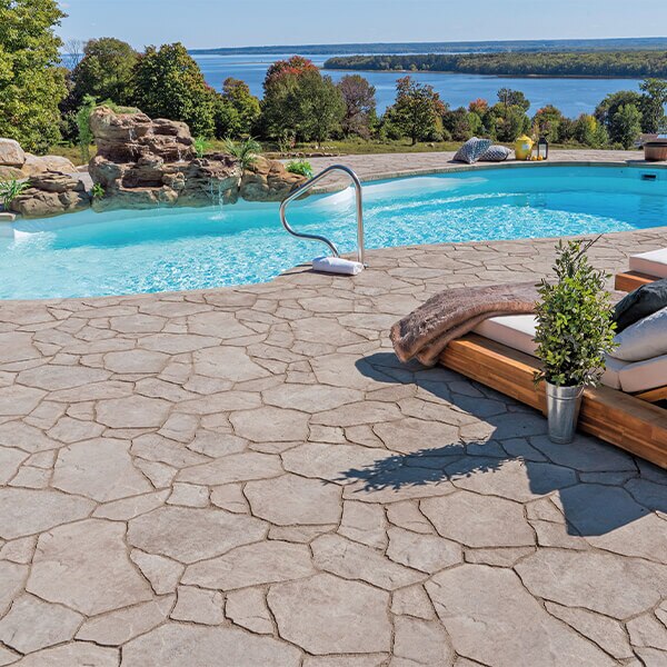 Permacon Rosebel Concrete Slab | Van Beek's