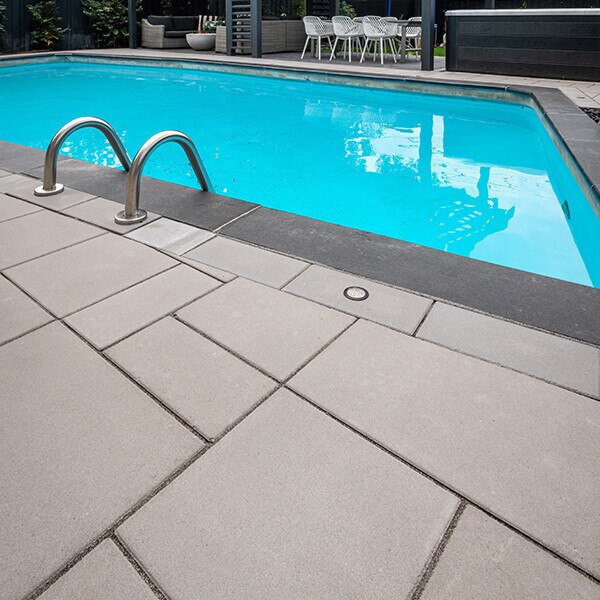 Unilock Beacon Hill Concrete Paver | Van Beek's