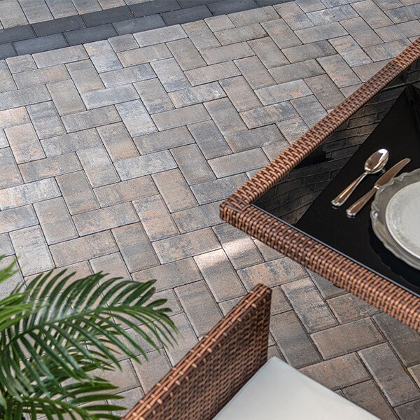 Unilock Holland Premier Concrete Paver | Van Beek's