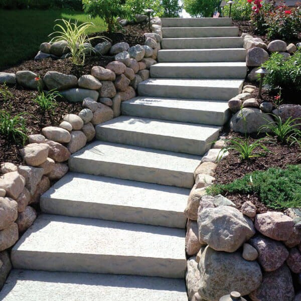 Unilock Ledgestone Concrete Step | Van Beek's