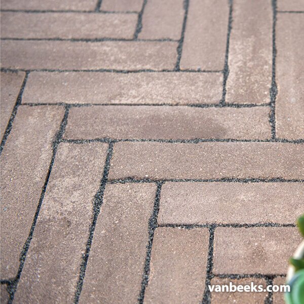 Unilock Mattoni Concrete Paver | Van Beek's
