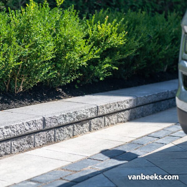 Unilock Pisa 2 Concrete Retaining Wall | Van Beek's