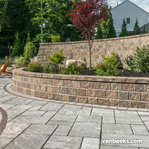 Unilock Pisa 2 Concrete Retaining Wall | Van Beek's
