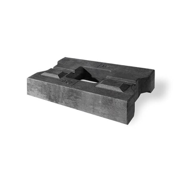 Unilock Pisa Smooth Concrete Retaining Wall | Van Beek's