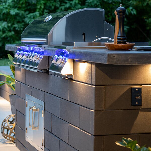 Unilock U-Cara Modular System End-Clad Kits | Van Beek's