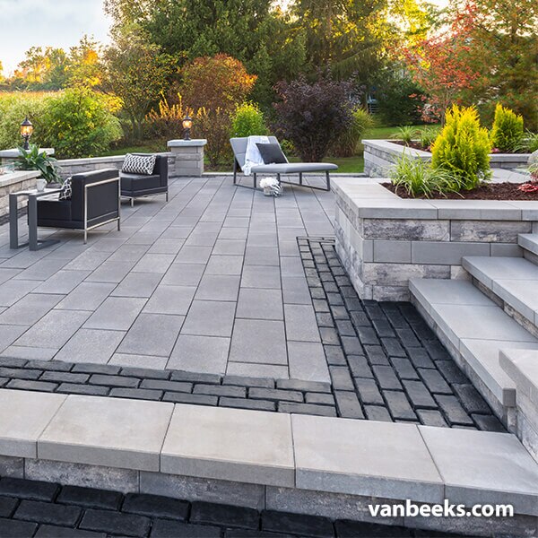 Unilock Umbriano Concrete Coping | Van Beek's