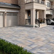 Unilock Pisa 2 Concrete Retaining Wall | Van Beek's